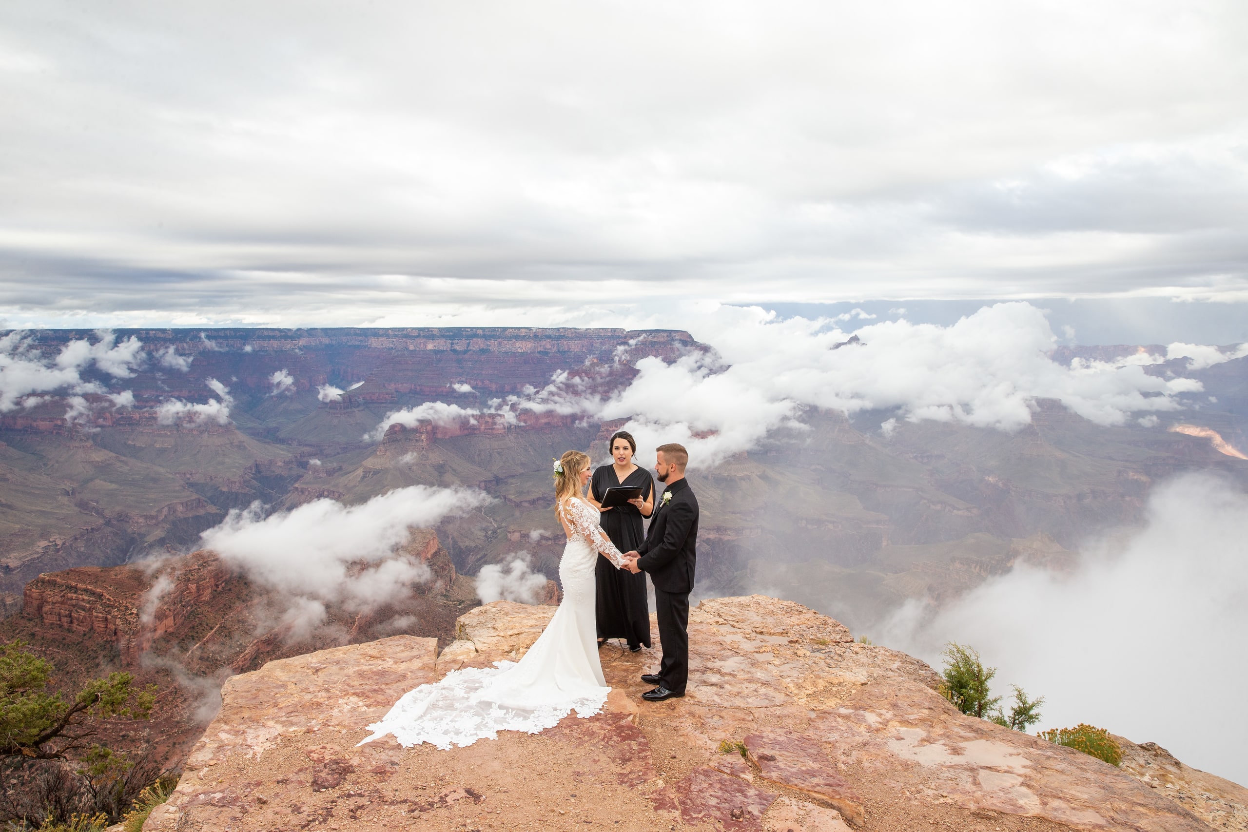 Elope in Arizona | Elopement Packages & Venues | Simply Eloped