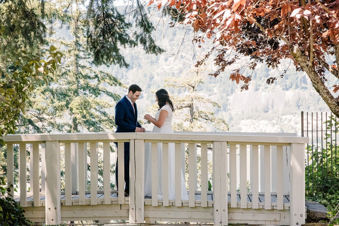 Oregon Elopement Packages & Venues | Simply Eloped