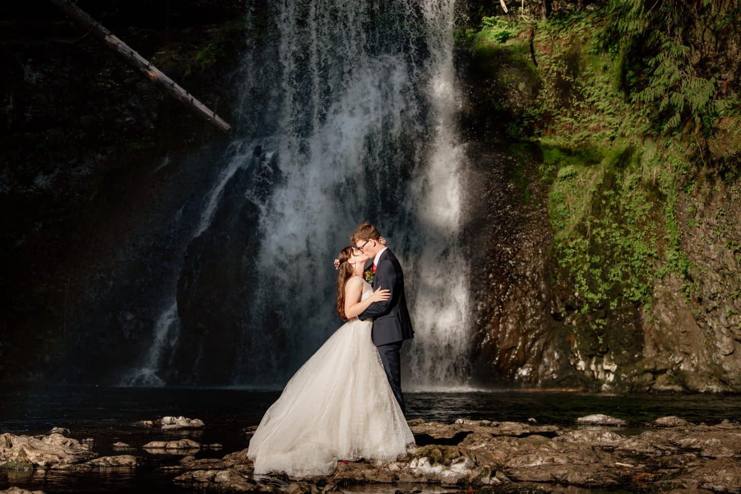 Elope in Portland | All Inclusive Packages | Simply Eloped
